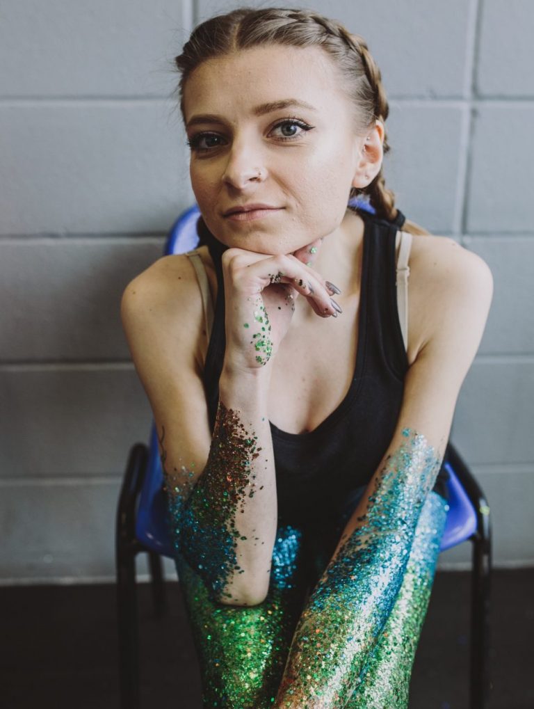 THE GLITTER PHOTOSHOOT WITH A DIFFERENCE! | Disability Talk